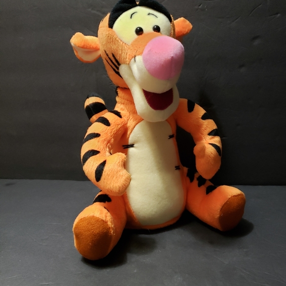 Disney | Toys | Vintage 999 Disney Chat Pal Interactive Tigger Talking ...